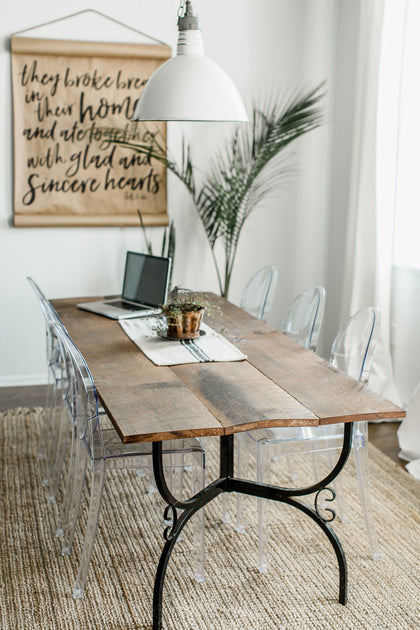 Rustic Farmhouse Dining Table:: The Urban Flat – Cottonwood Shanty